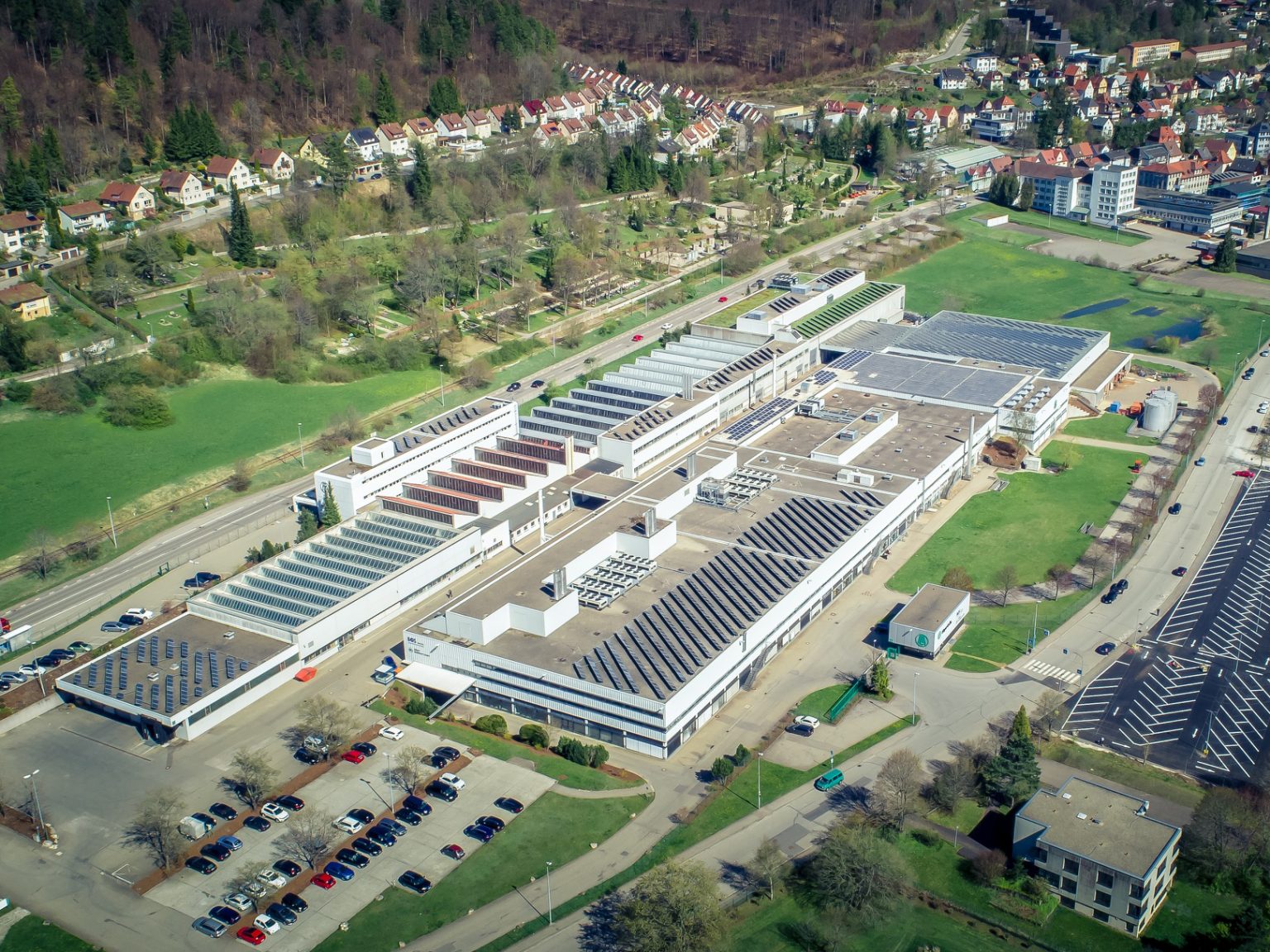 Contacts – Mayer&Cie., Rundstrickmaschinen und Flechtmaschinen aus Albstadt