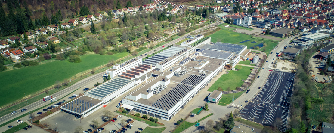 company – Mayer&Cie., Rundstrickmaschinen und Flechtmaschinen aus Albstadt